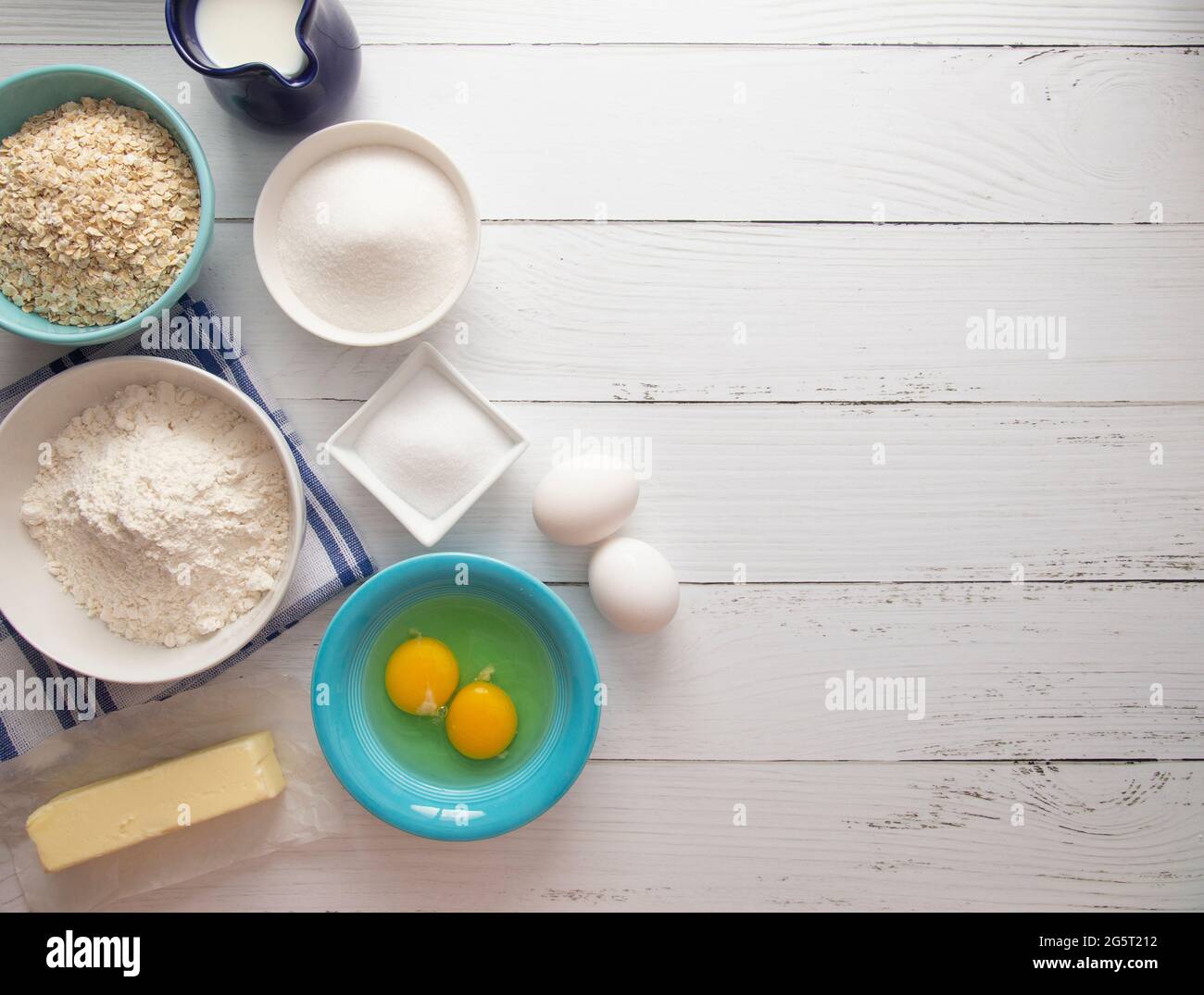 Baking Background on a White Wood Table Stock Photo - Alamy