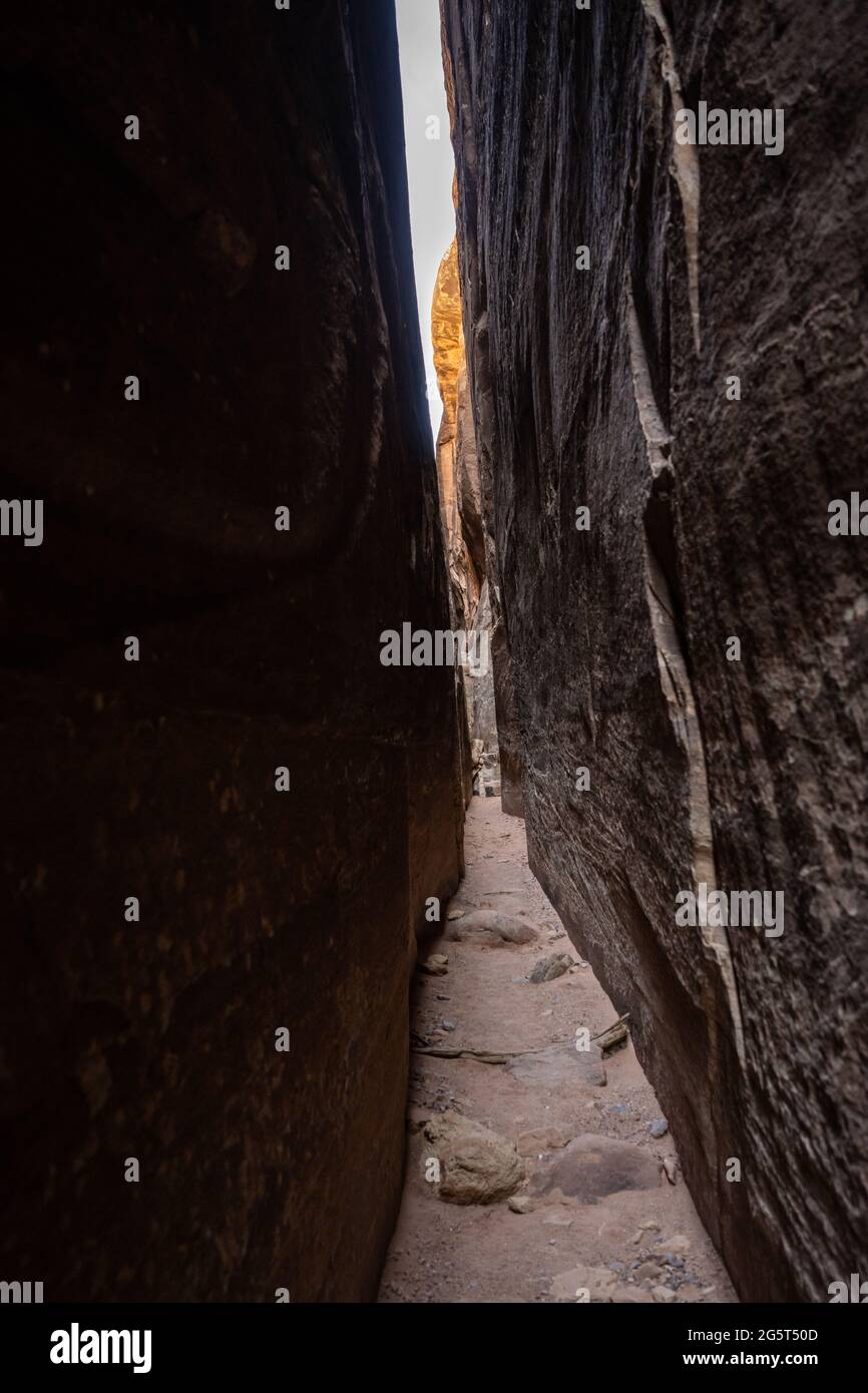Narrow Section of the Joint Trail Through canyonlands National Park ...