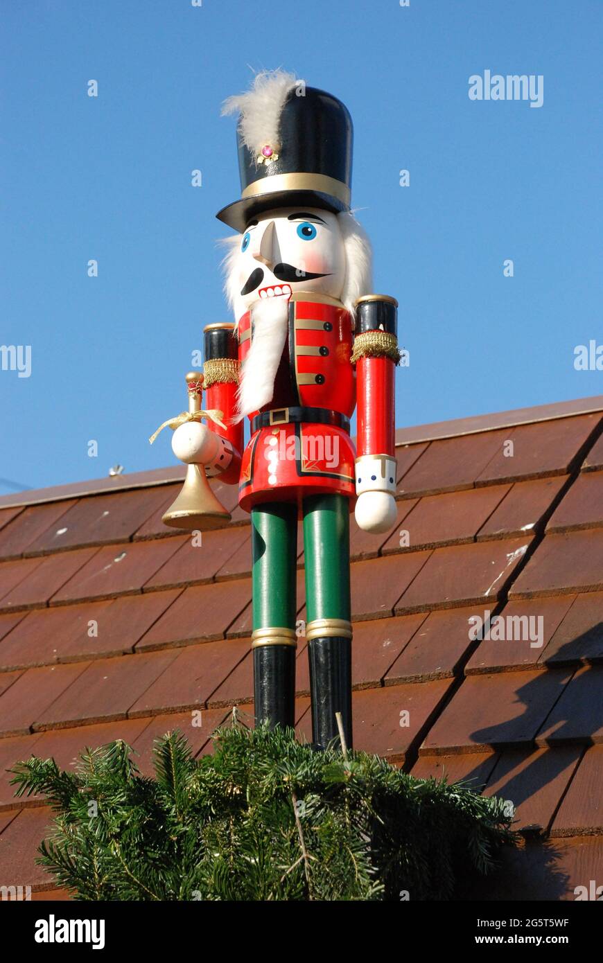 Giant nutcracker hi-res stock photography and images - Alamy