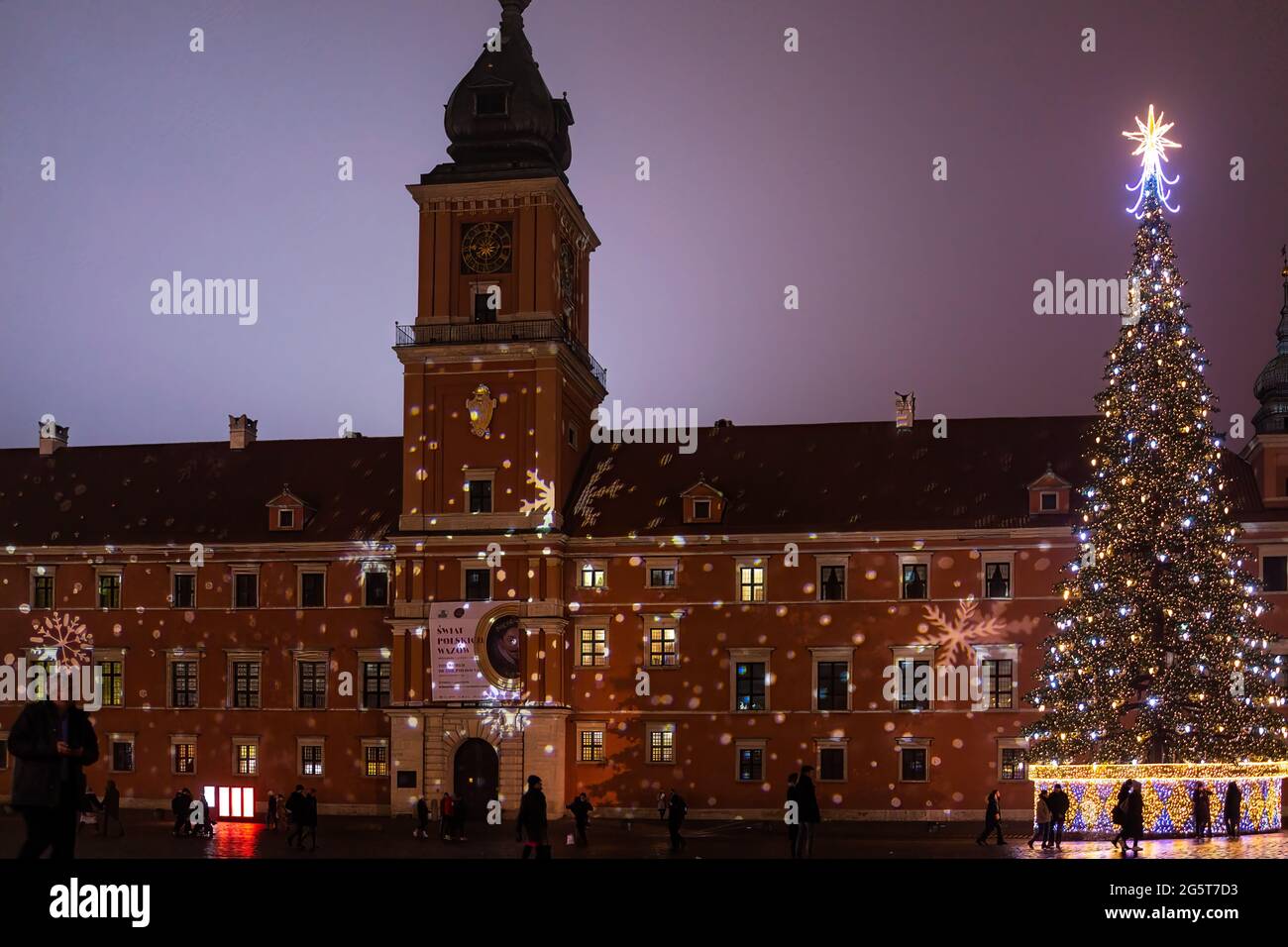 Warsaw, Poland - December 19, 2019: Old town square at night with ...