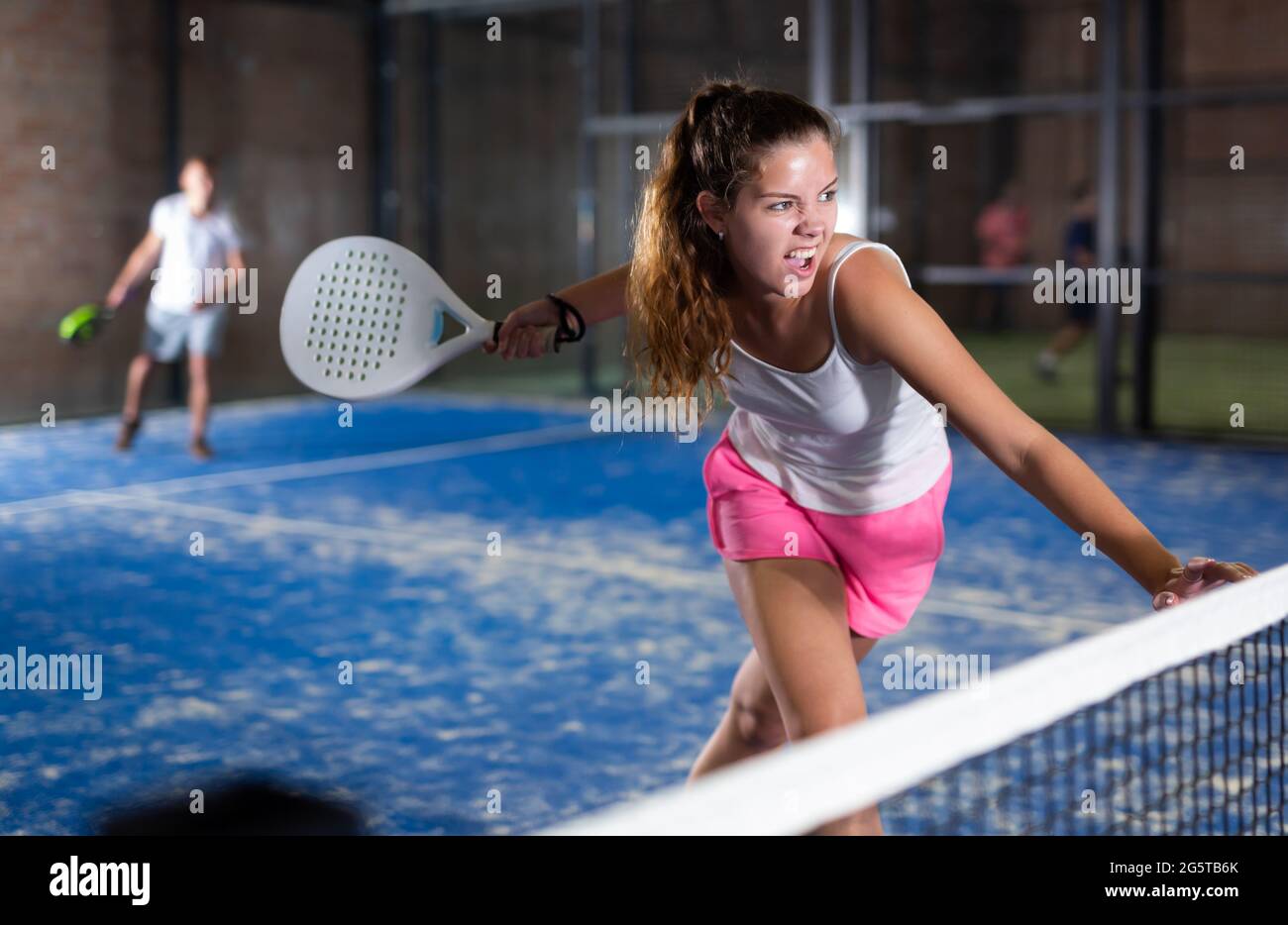 Woman playing racquetball hi-res stock photography and images - Alamy
