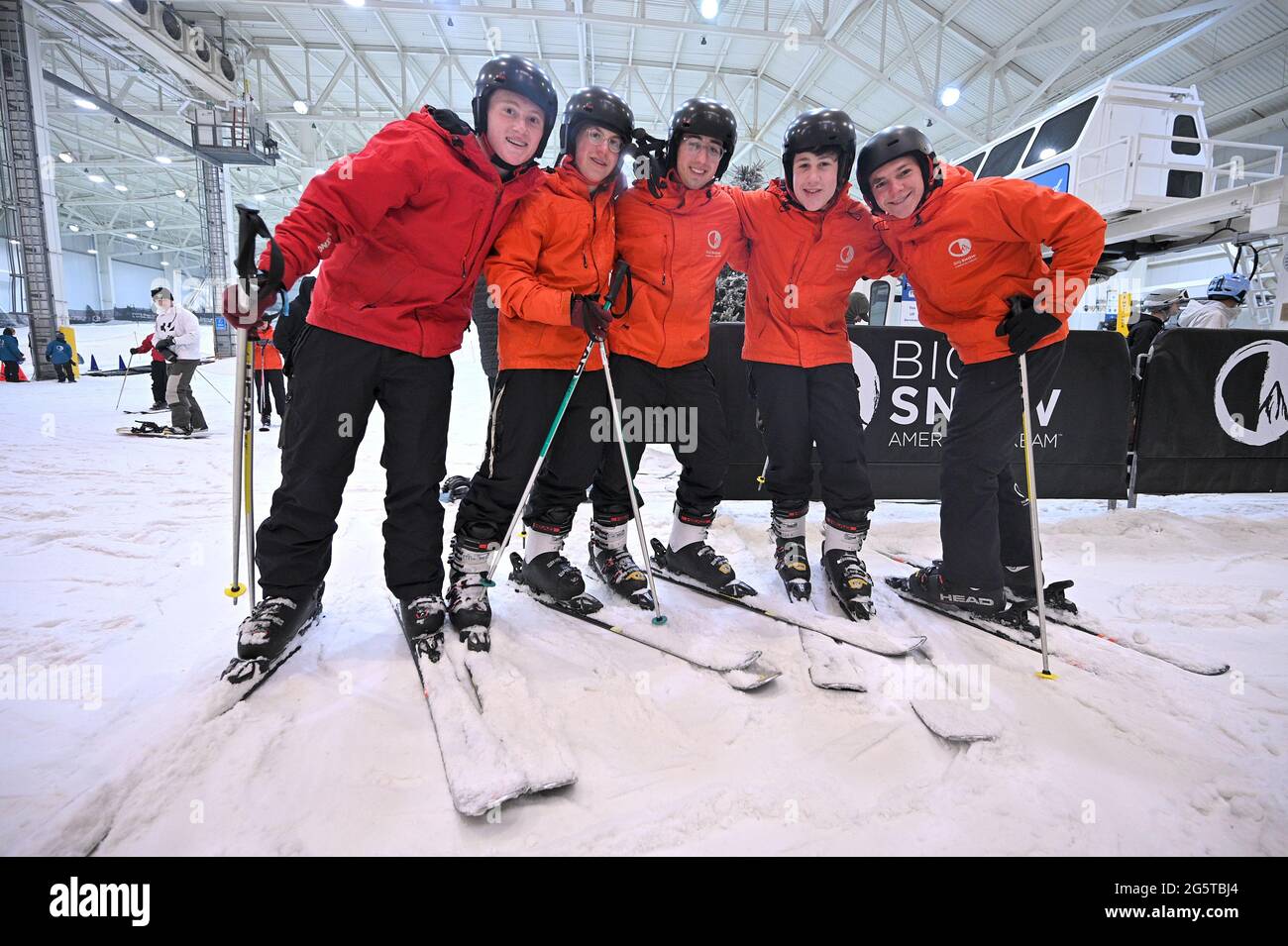 East Rutherford, USA. 29th June, 2021. A group of school friends pose ...