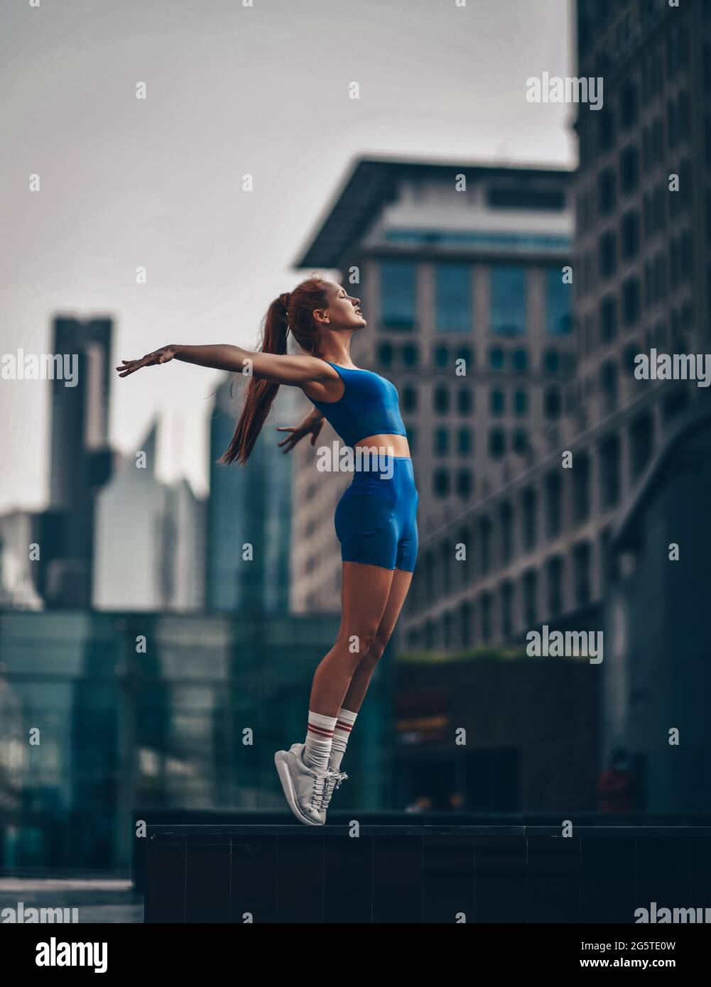 Asanas hi-res stock photography and images - Alamy