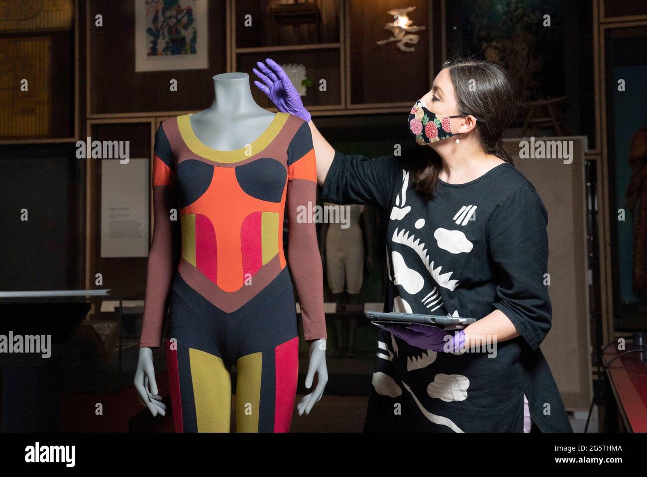 Elizabeth haldane hi-res stock photography and images - Alamy