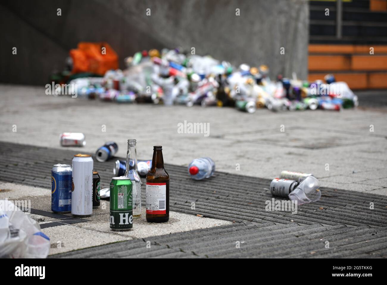 London, UK. 29th June, 2021. Beer cans and rubbish left by football ...