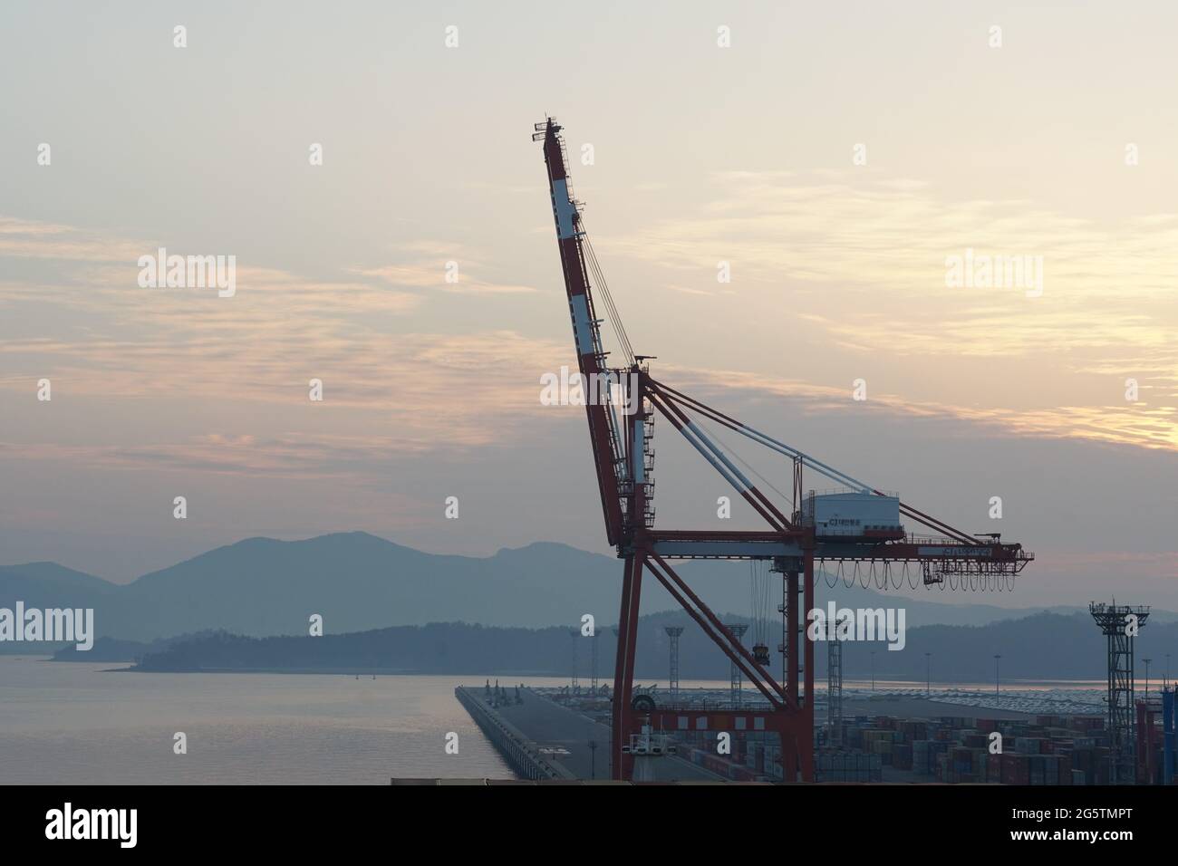 Gantry structure loading hi-res stock photography and images - Alamy