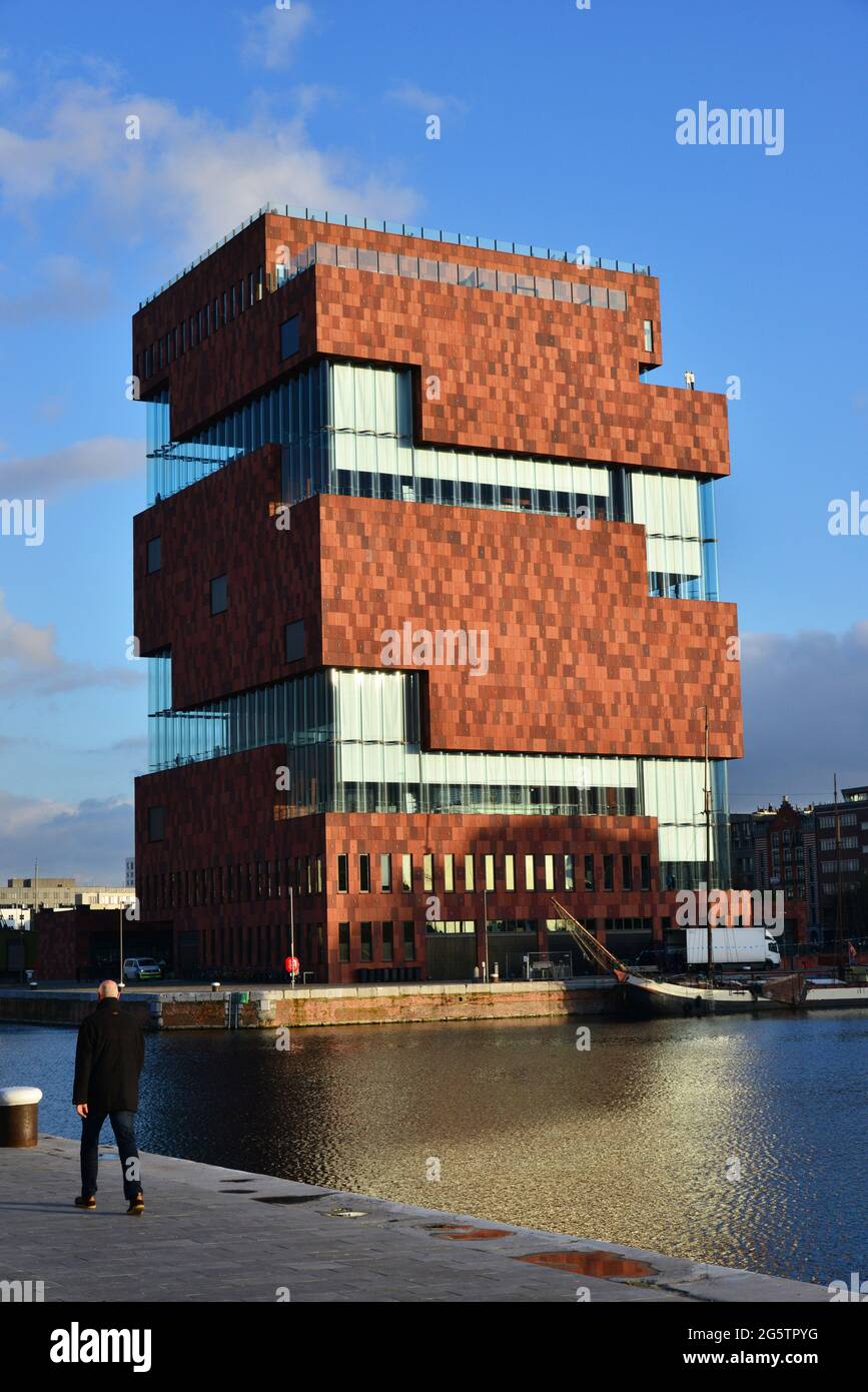 BELGIUM. ANTWERPEN.OPEN IN 2011, THE MUSEUM AAN DE STROOM (MAS) HAS ...