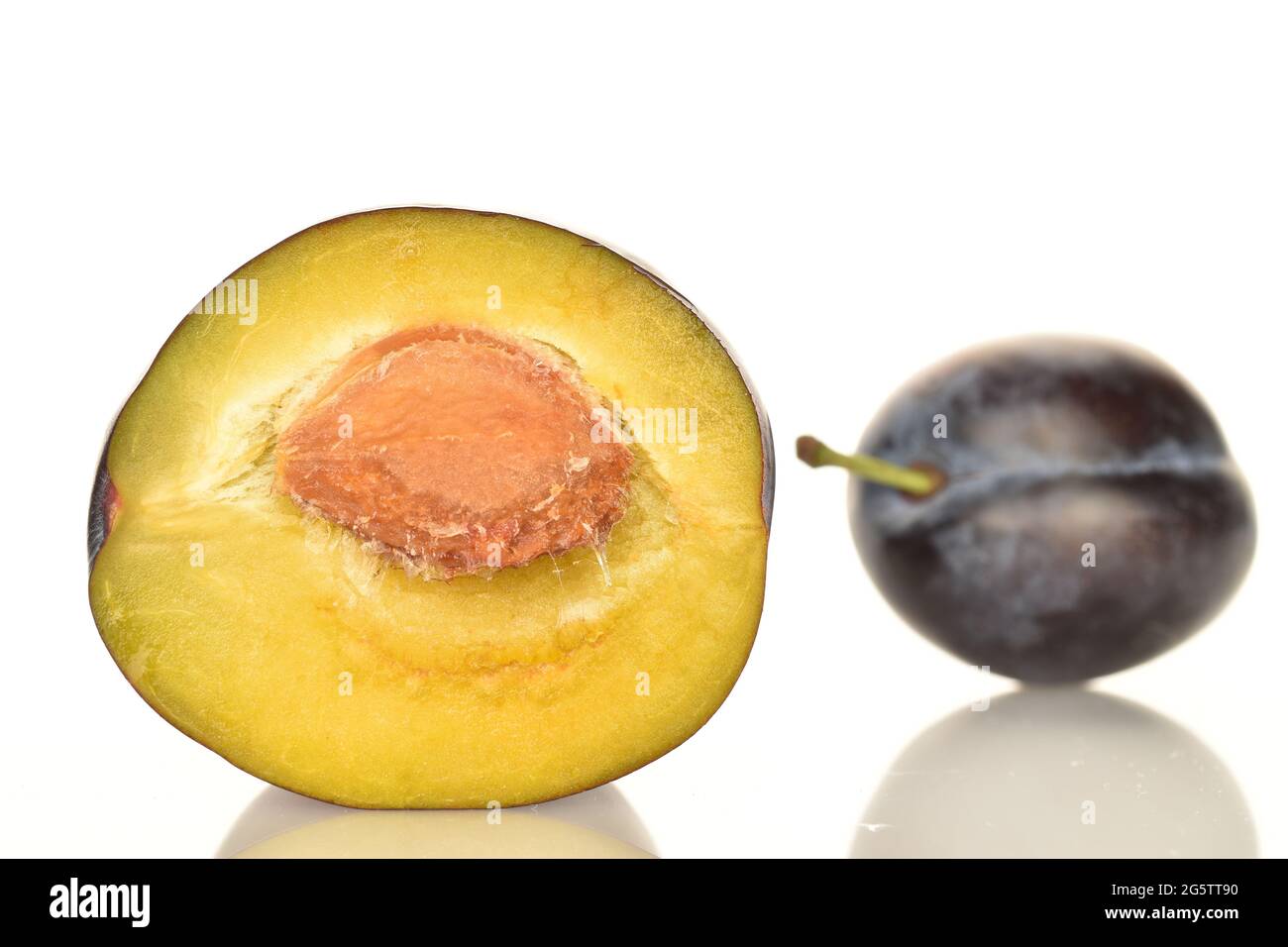 Plums plum cut half hi-res stock photography and images - Alamy