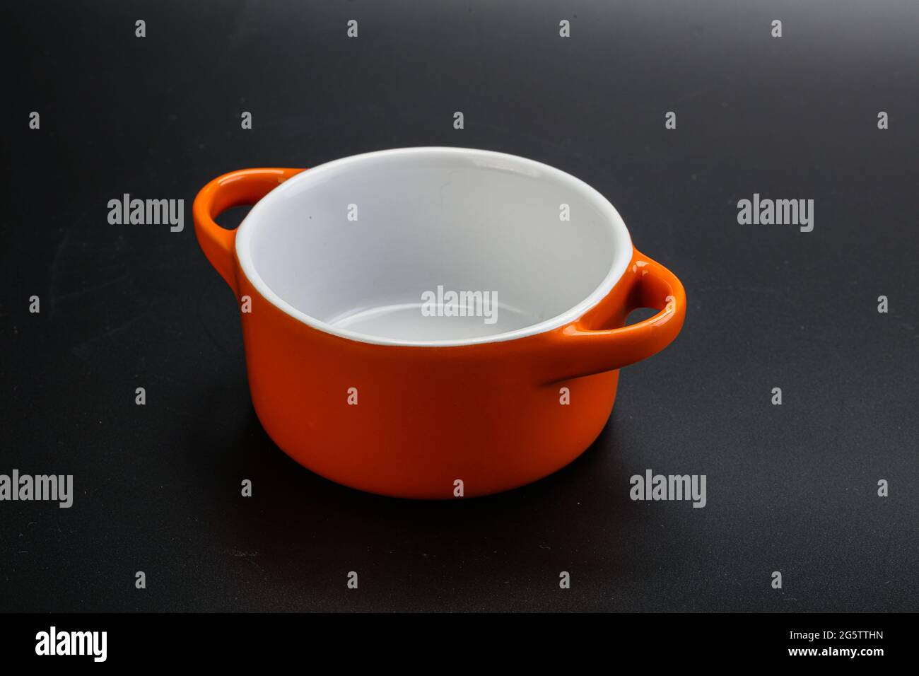 Color empty bowl for kitchen isolated Stock Photo - Alamy