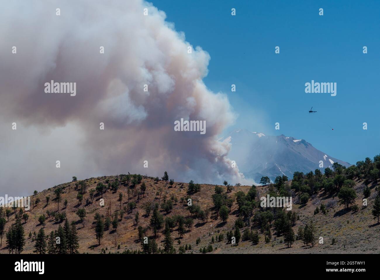 Weed, California, USA. 29th June, 2021. The Lava Fire burns in front of ...