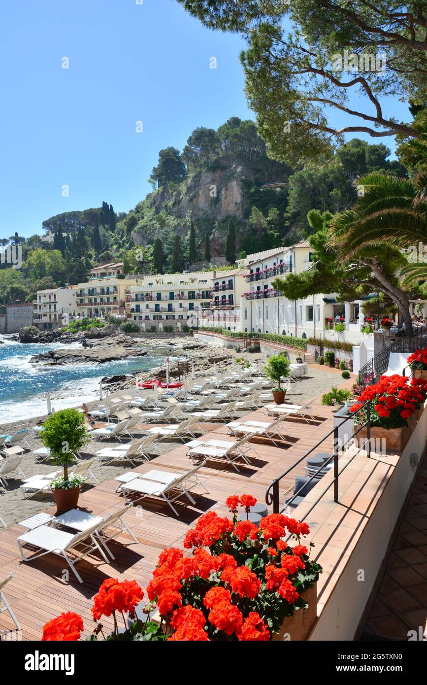 Sicily taormina beach hi-res stock photography and images - Alamy