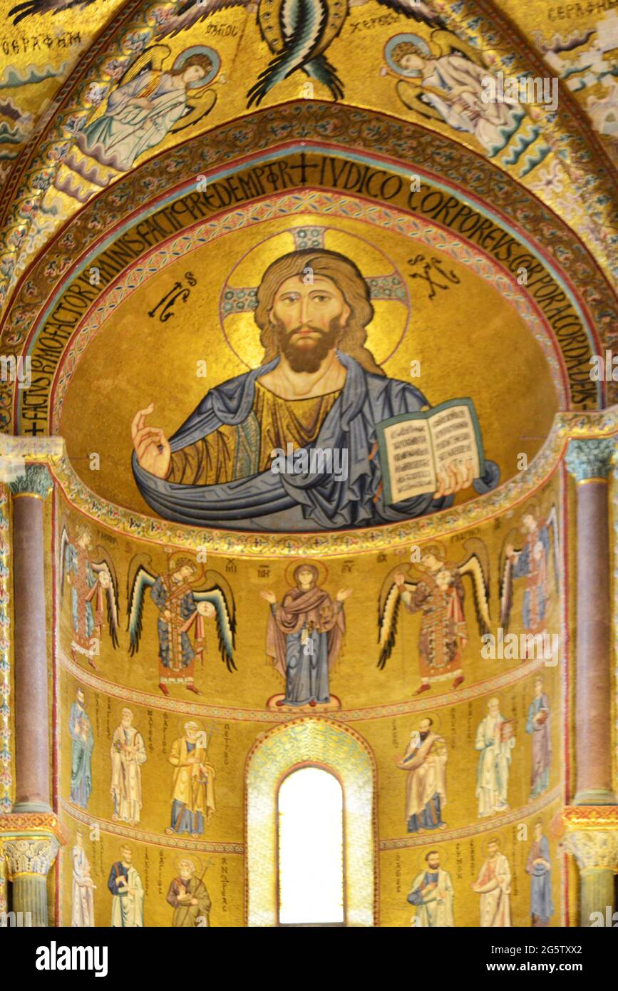 ITALY. SICILY. CEFALU. INSIDE OF THE CATHEDRAL OF CEFALU, BUILT IN 1131 ...