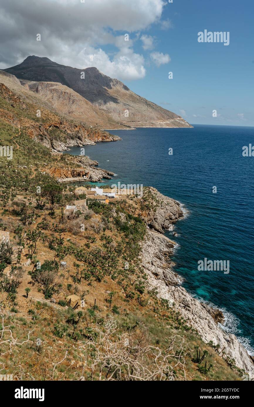 Beach vacation in Italy, Sicily, turquoise water,sandy beaches,hiking ...