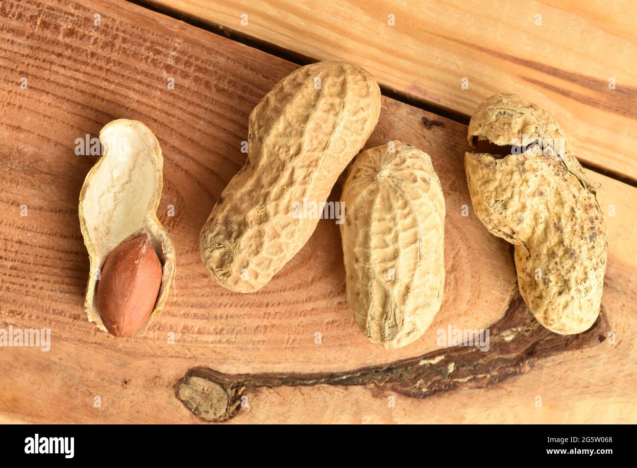 Top view fresh peanuts hi-res stock photography and images - Alamy