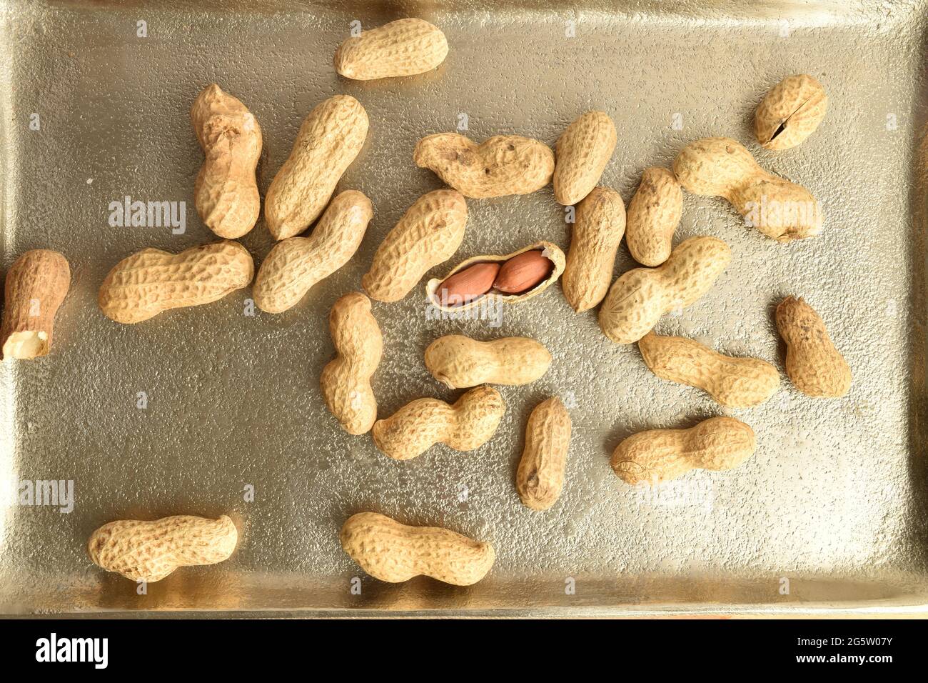 Peanuts tray hi-res stock photography and images - Alamy