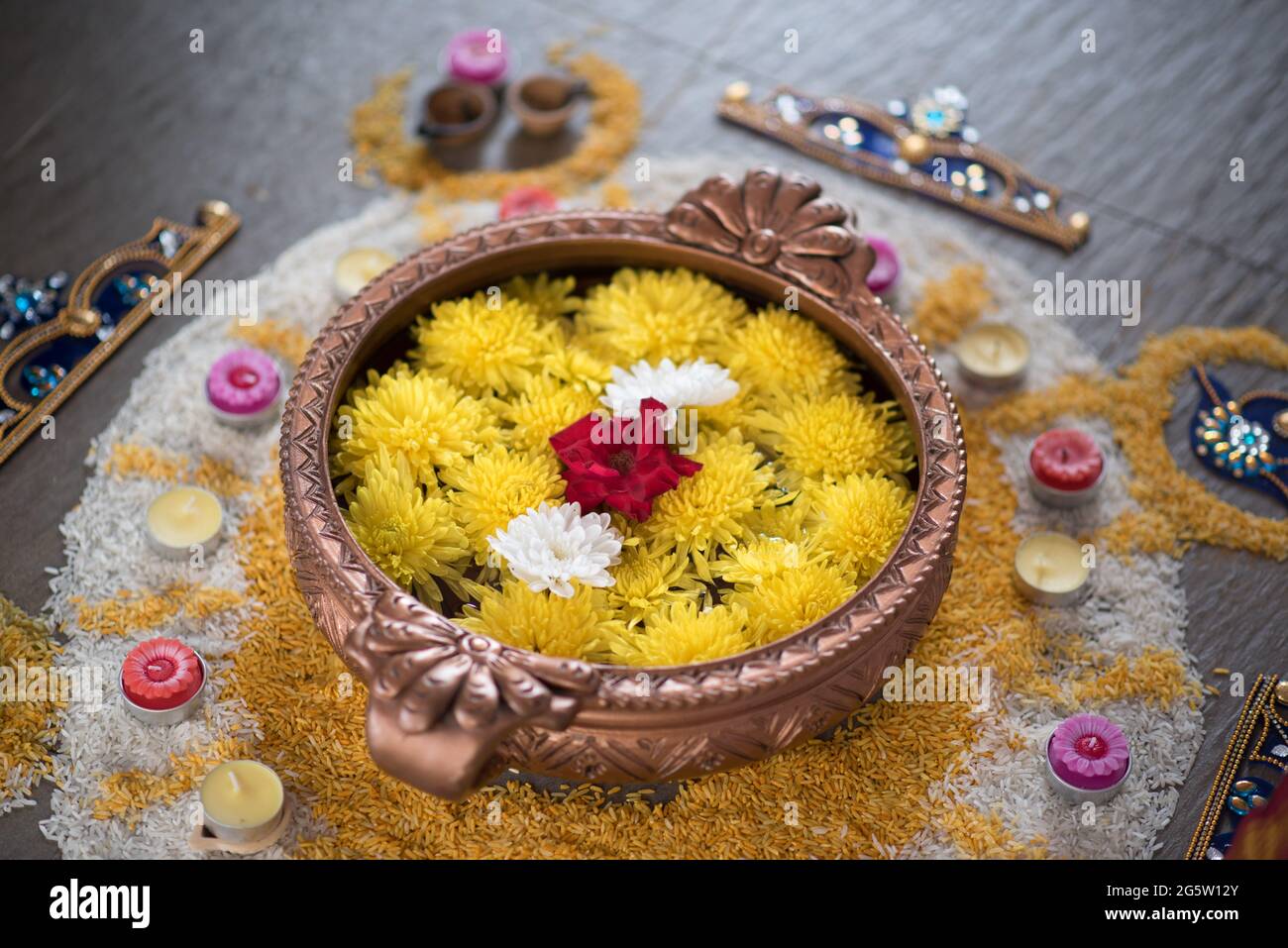 Rice rangoli wedding hi-res stock photography and images - Alamy