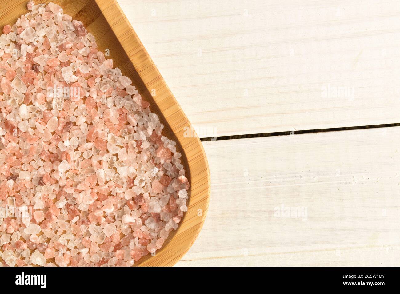 Table salt crystal close up hi-res stock photography and images - Alamy