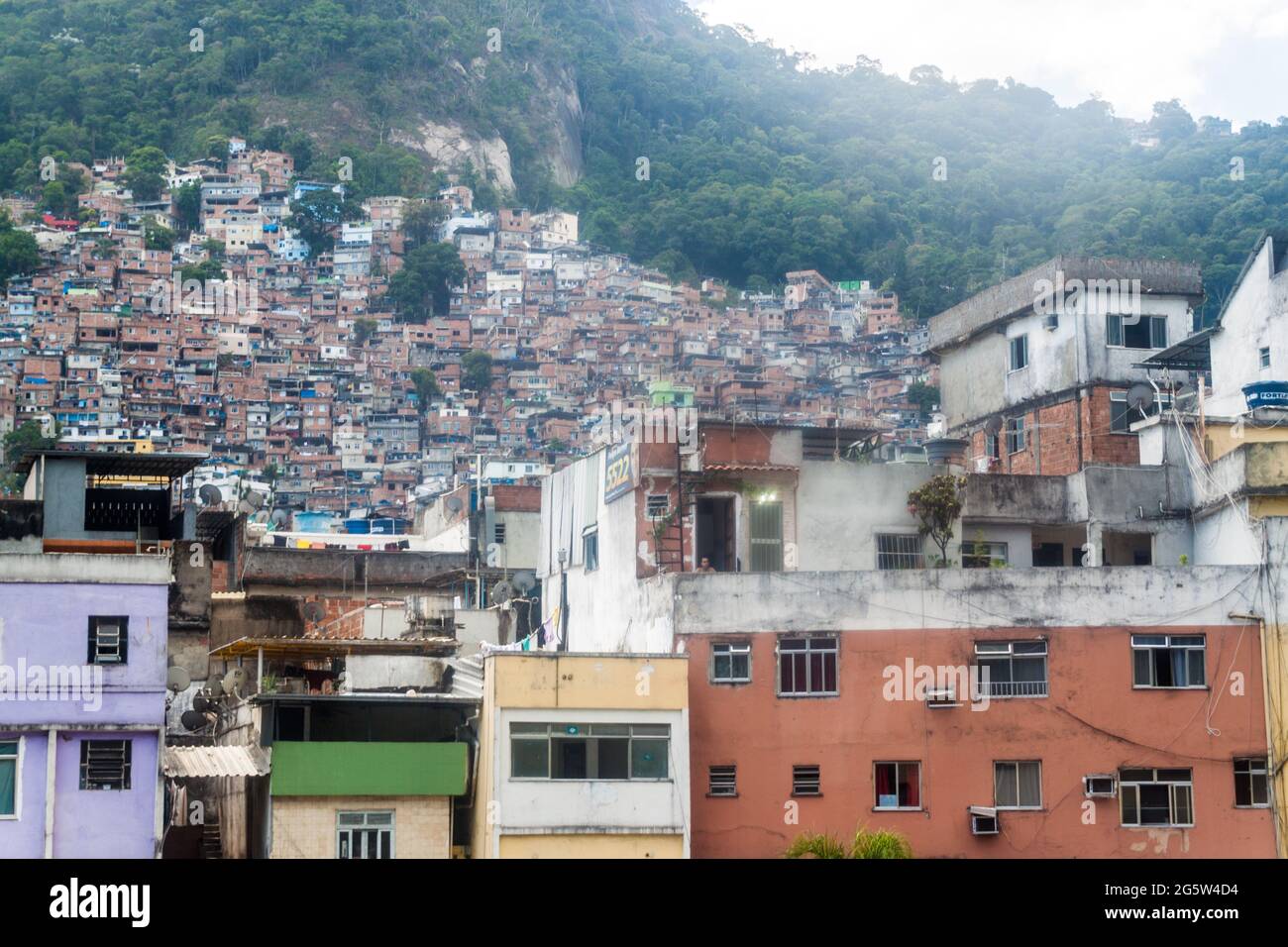Favela Rocinha in Rio de Janeiro, Brazil Stock Photo - Alamy