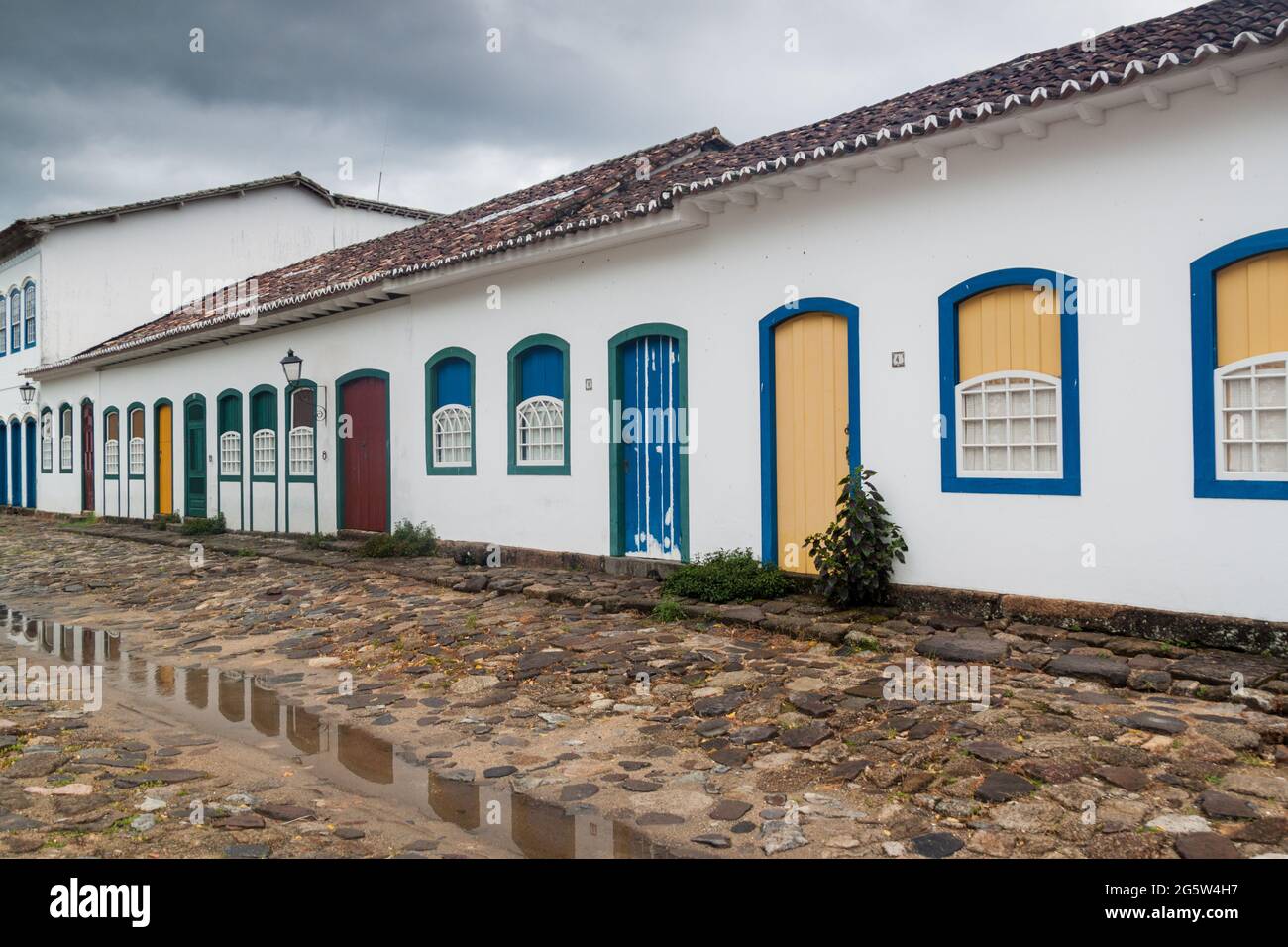 Traditional brazilian portuguese colonial architecture hi-res stock ...
