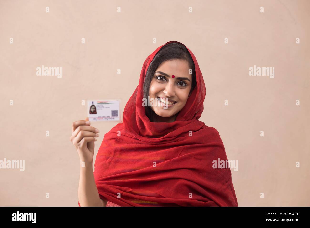 Aadhar card hi-res stock photography and images - Alamy