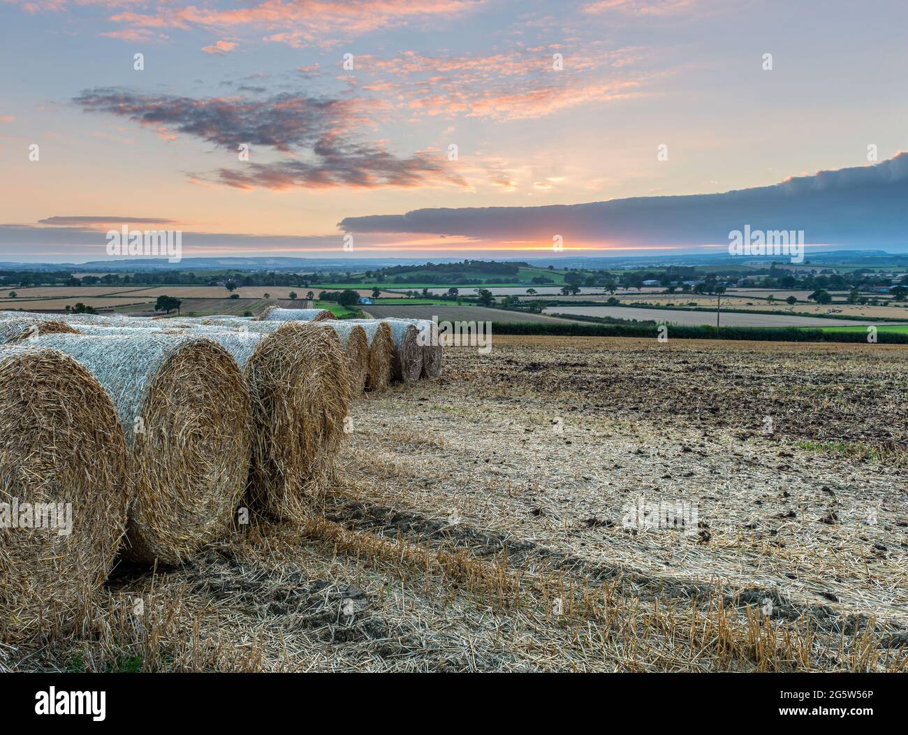 Vale of pickering summer hi-res stock photography and images - Alamy