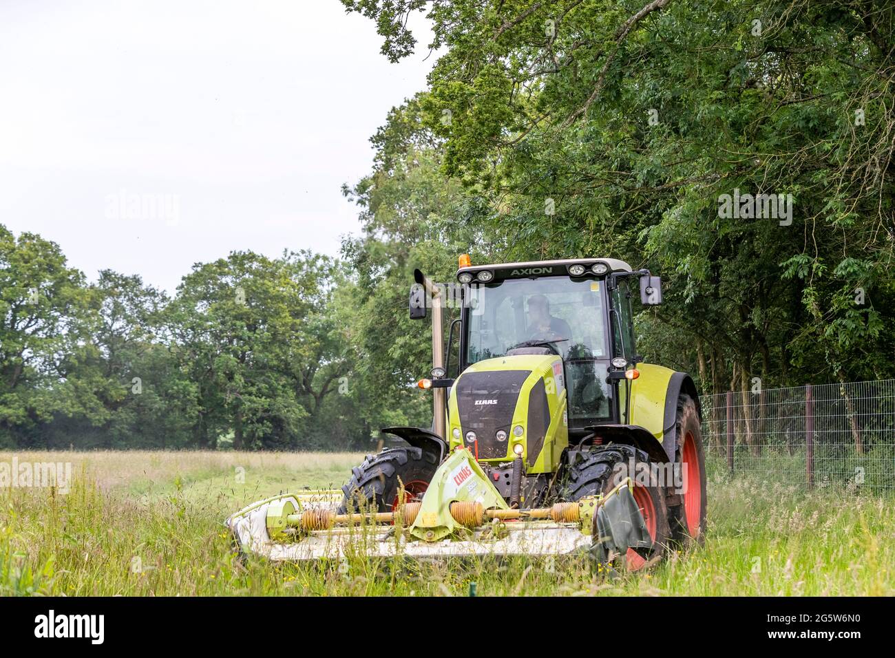 Claas Mower High Resolution Stock Photography and Images - Alamy