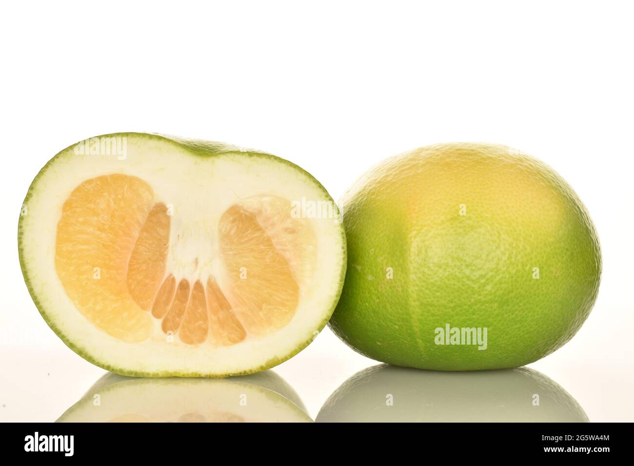 Single whole one fresh grapefruit citrus fruit hi-res stock photography ...