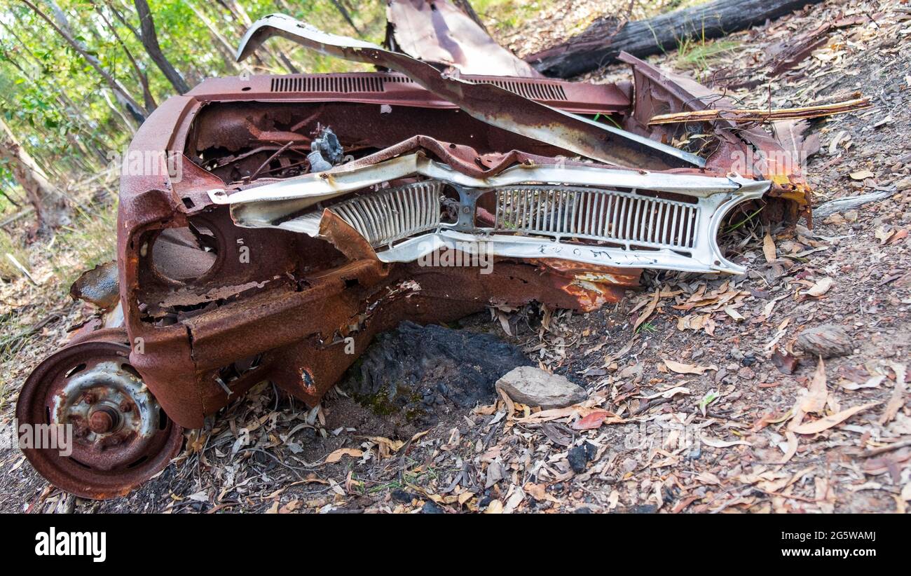 Rusty cars hi-res stock photography and images - Alamy