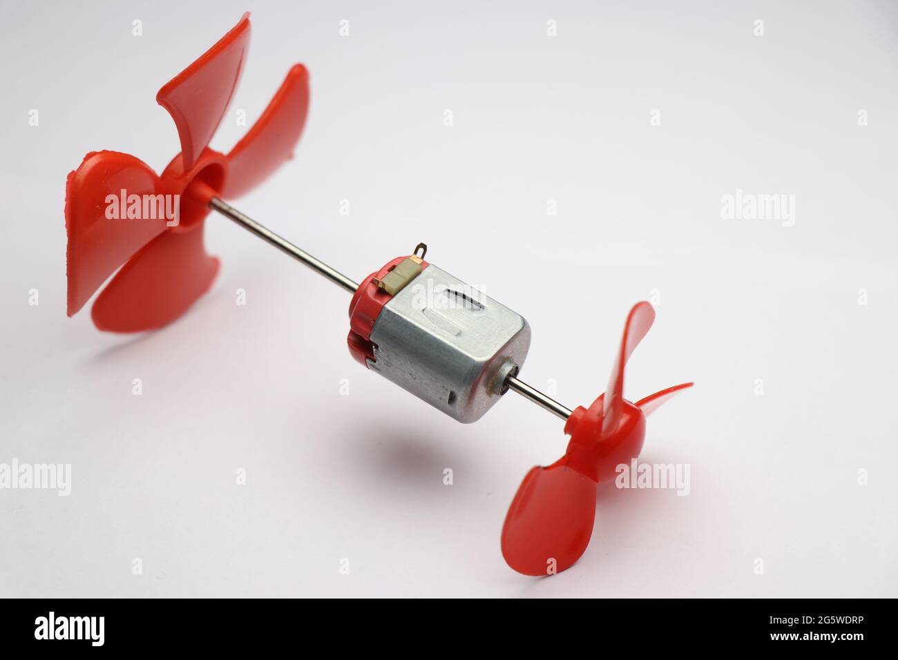 Double shaft dc motor with small propellers attach to its shafts or ...