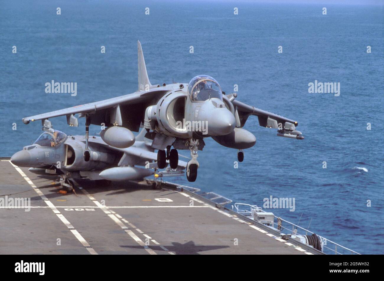 Italian Navy, Garibaldi aircraft carrier, vertical take-off aircraft AV-8B "Harrier" - Marina ...