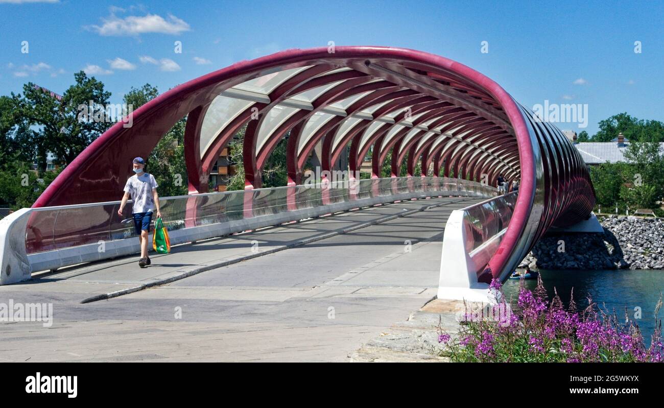 Urban arch hi-res stock photography and images - Alamy