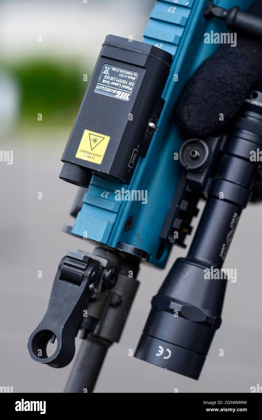 Fn scar hi-res stock photography and images - Alamy