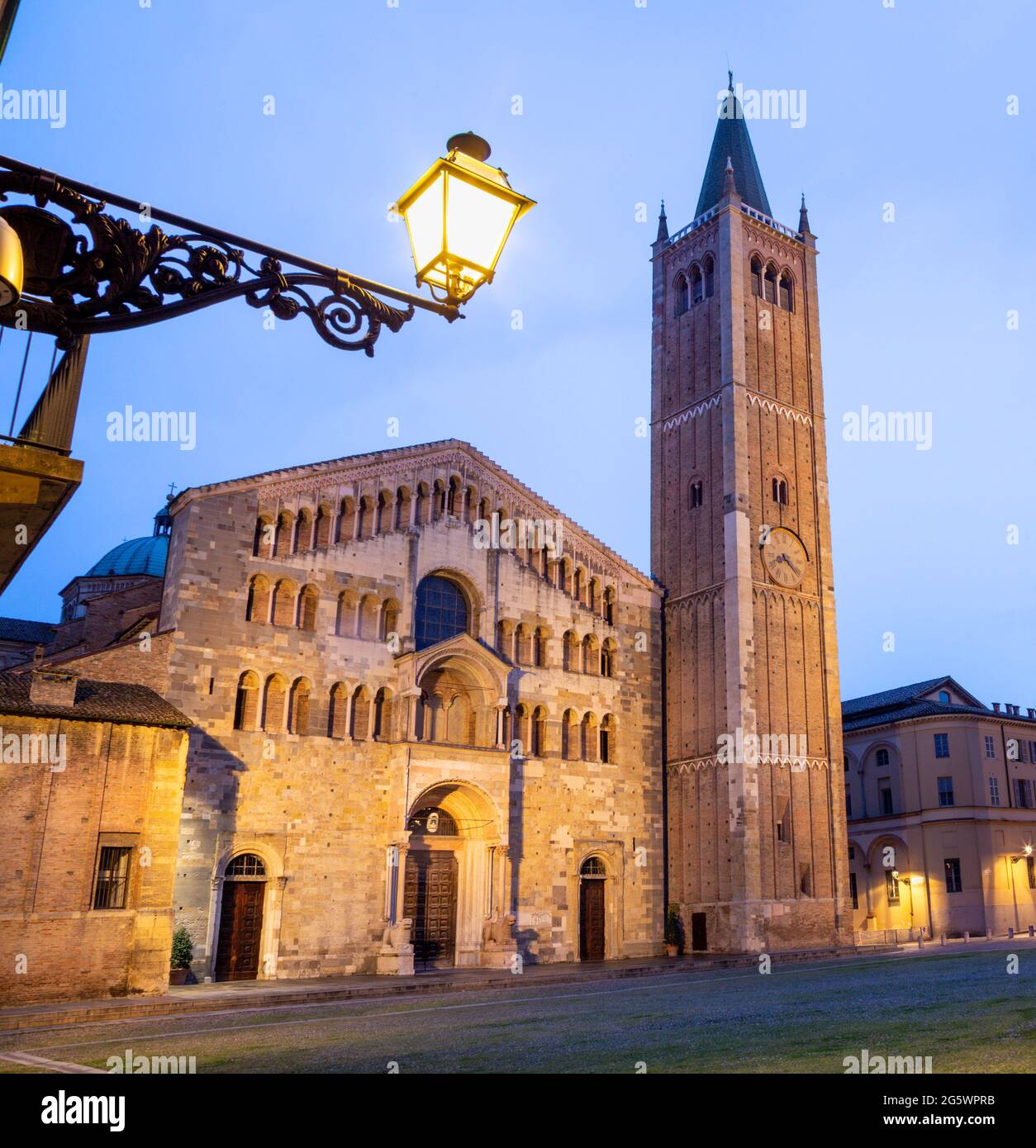 Parma - The Dome - Duomo (La cattedrale di Santa Maria Assunta Stock ...