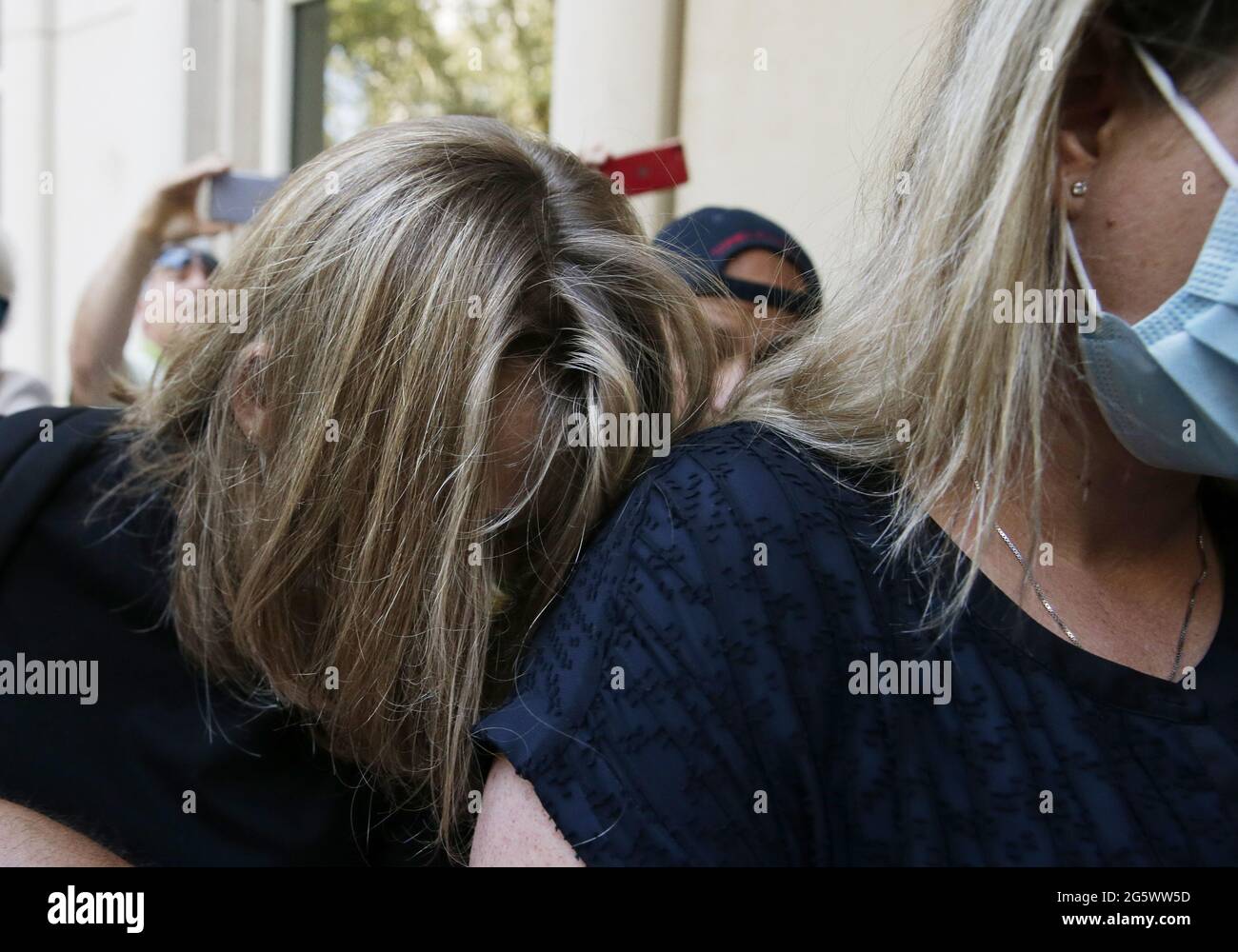 Allison mack nxivm hi-res stock photography and images - Alamy