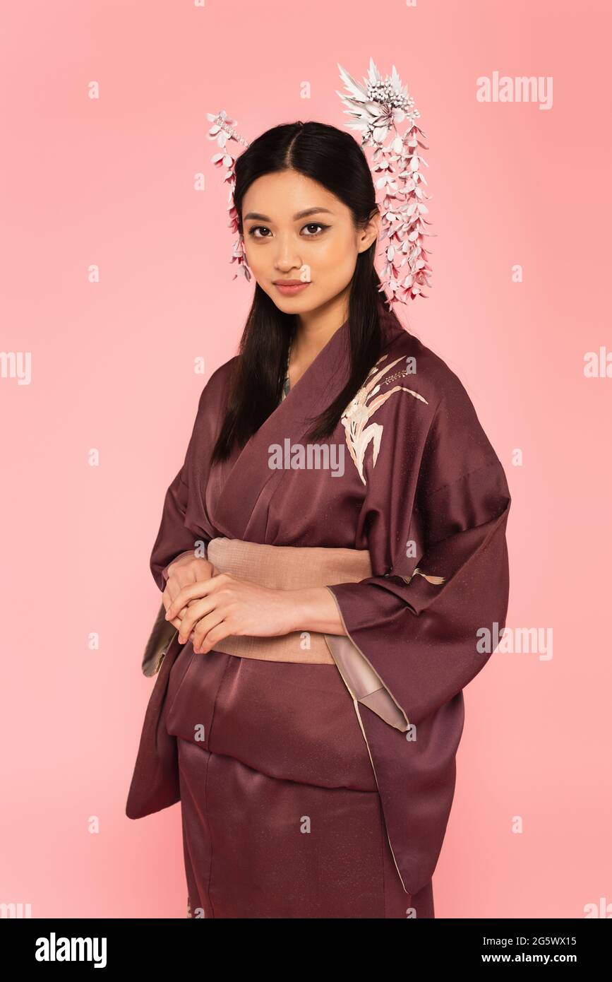 Traditional japanese hair hi-res stock photography and images - Alamy