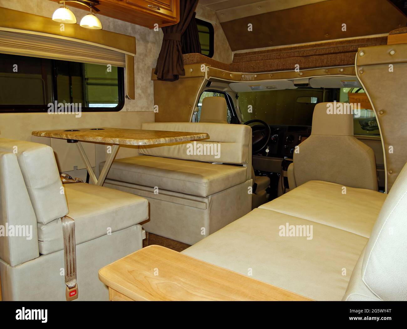 Rv interior hi-res stock photography and images - Alamy Rv interior hi-res stock photography and images - Alamy