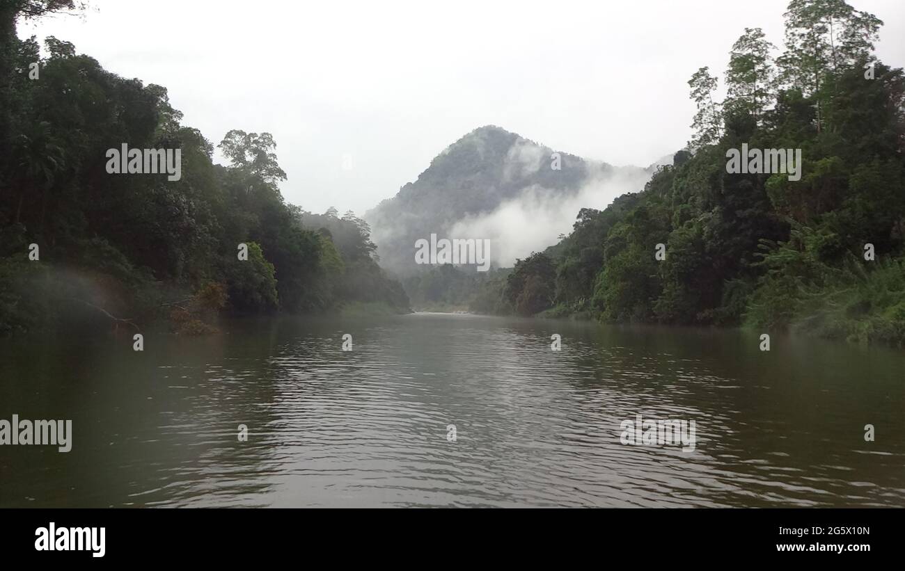 Kelani river hi-res stock photography and images - Alamy