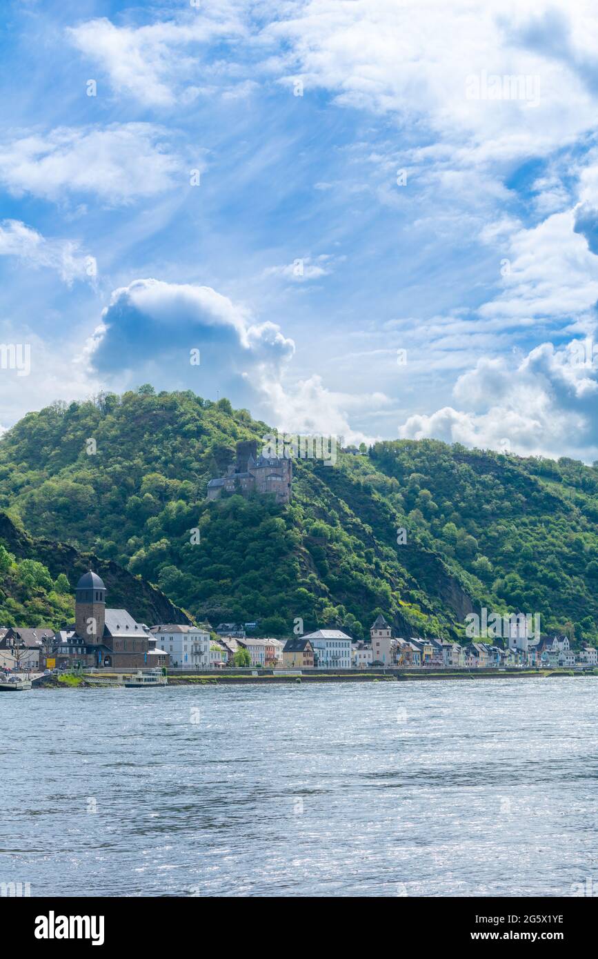 Loreley germany castle hi-res stock photography and images - Alamy