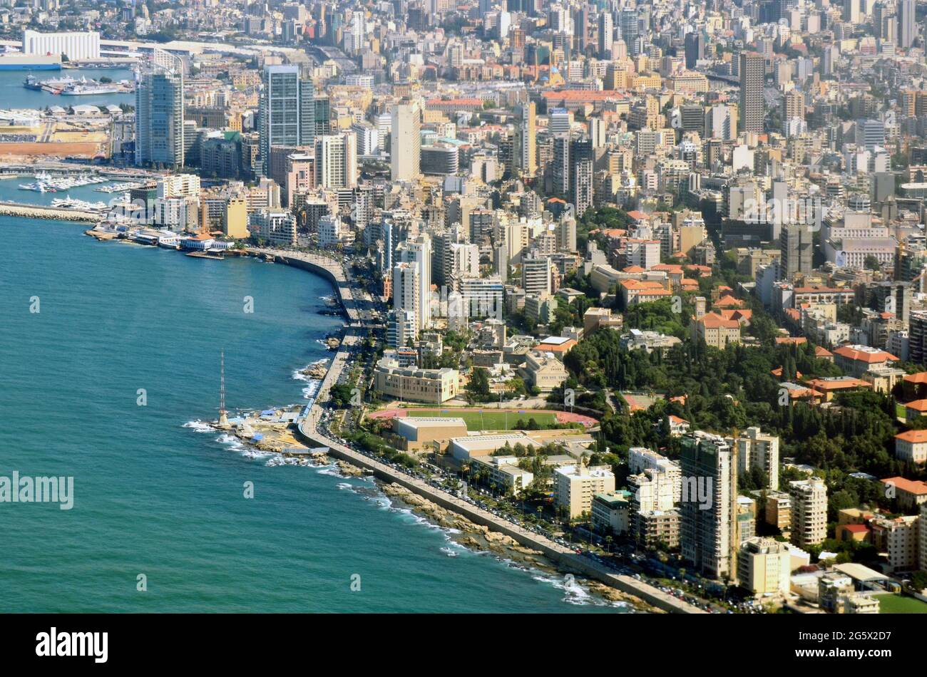 LEBANON. BEIRUT. THE CORNICHE RUNS FROM THE HARBOUR, IN THE NORTH, TO ...