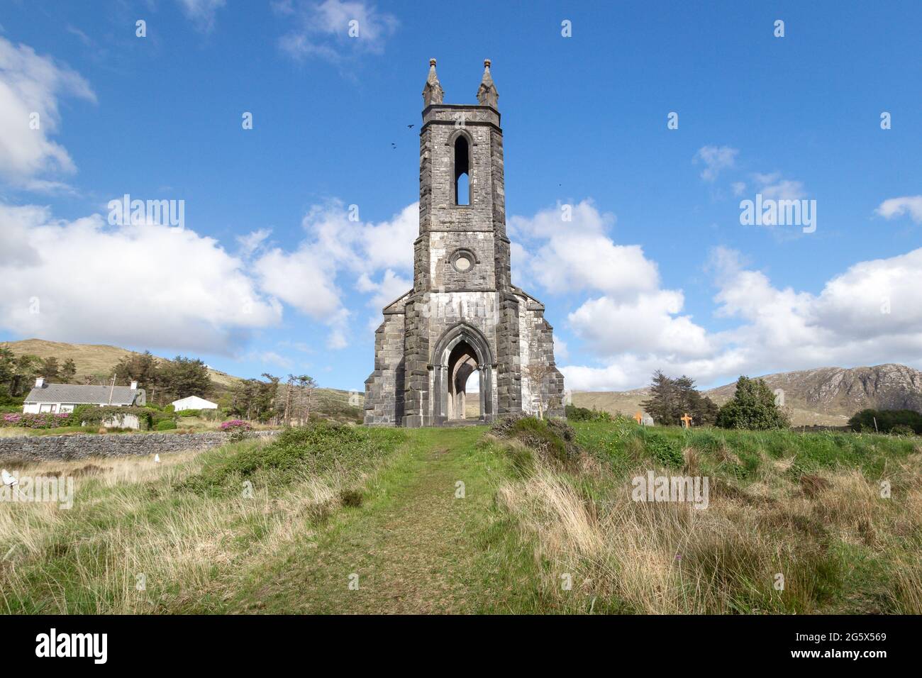 Old dunlewey church hi-res stock photography and images - Alamy
