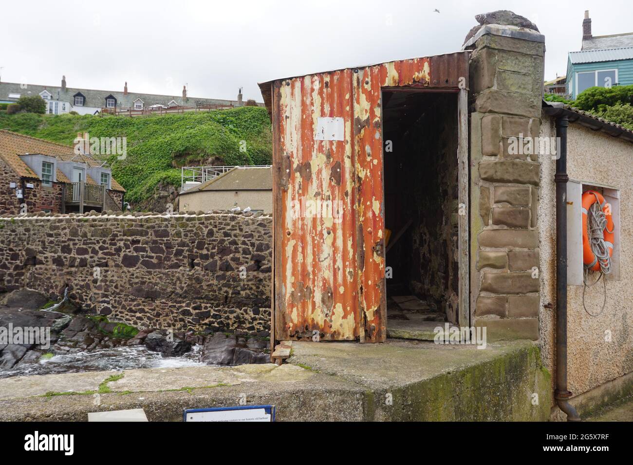 Let hut hi-res stock photography and images - Alamy