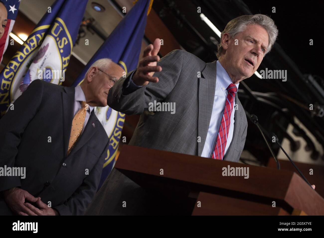 Frank pallone hi-res stock photography and images - Alamy