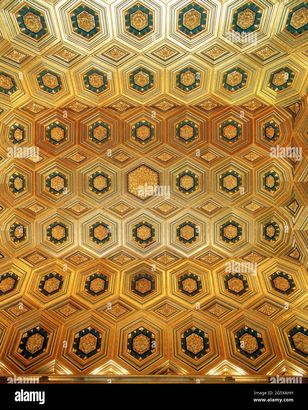 Room of the kings of alcazar de segovia hi-res stock photography and ...