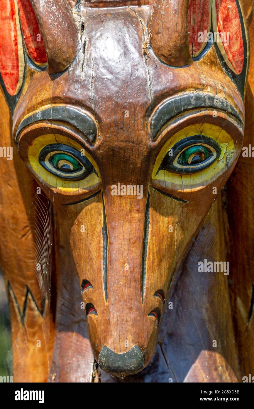 Totem pole broadwaters mill hi-res stock photography and images - Alamy
