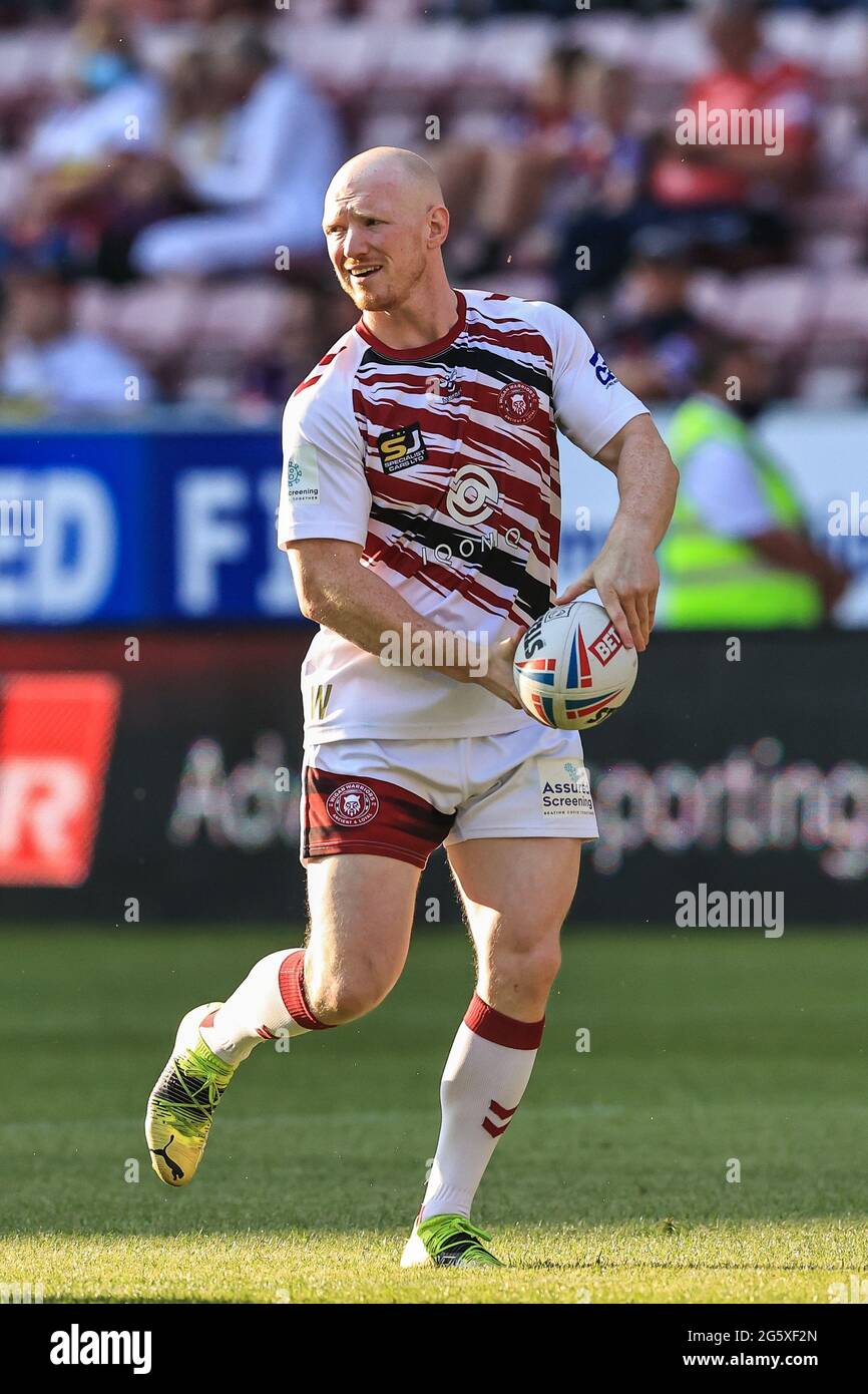 Liam Farrell (12) of Wigan Warriors during pre match warm up Stock ...