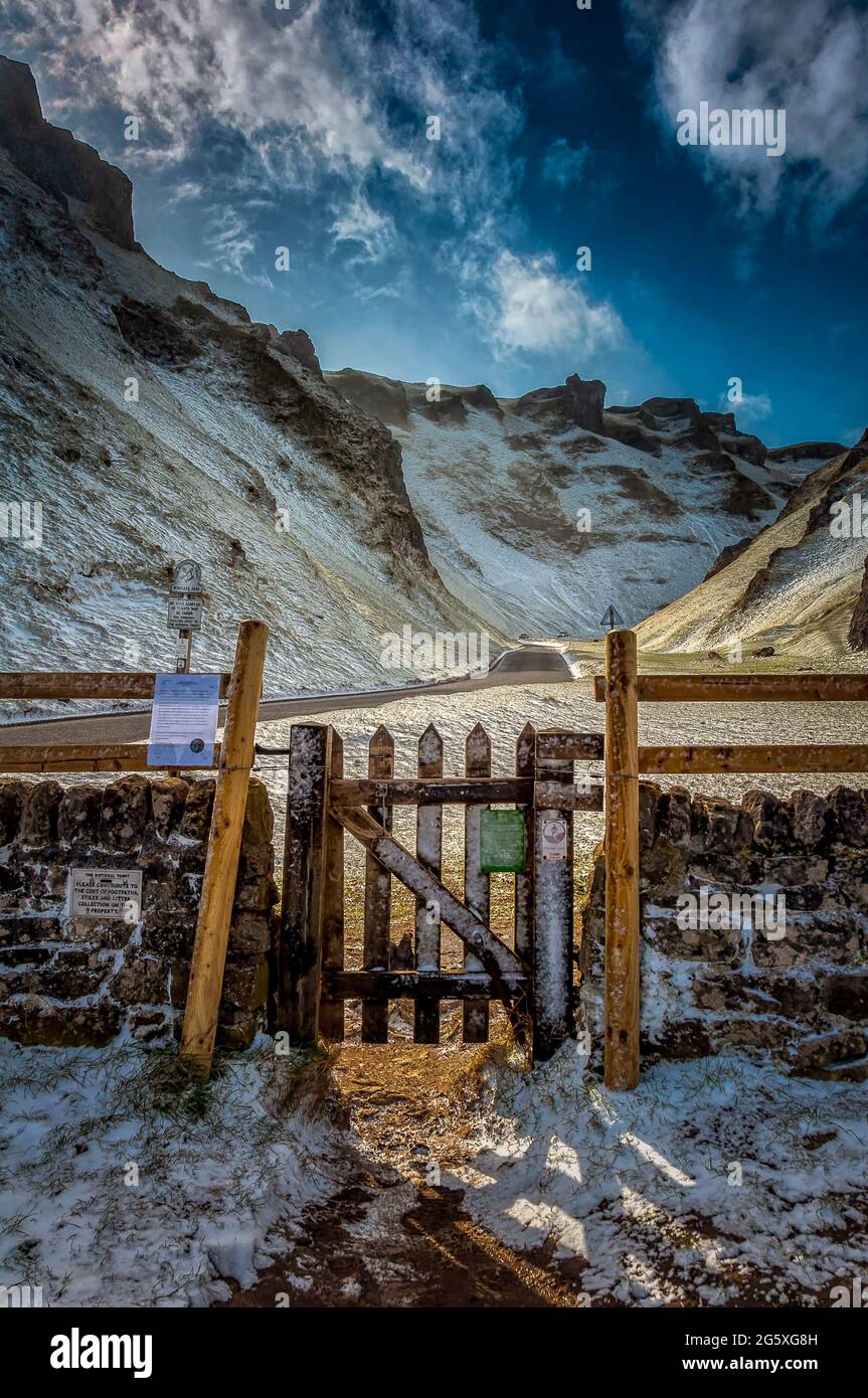 Winnats pass hi-res stock photography and images - Alamy