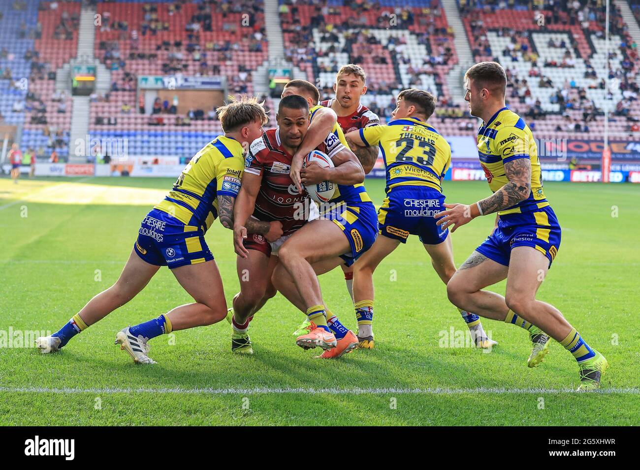 Willie isa hi-res stock photography and images - Alamy