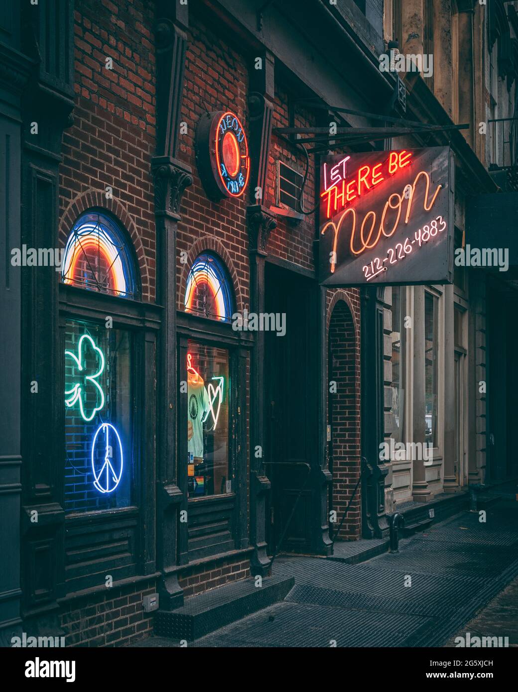 Old buildings in tribeca hi-res stock photography and images - Alamy