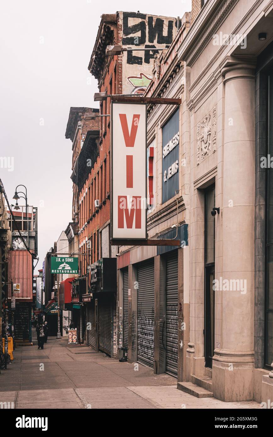 VIM sign, in Bushwick, Brooklyn, New York Stock Photo - Alamy