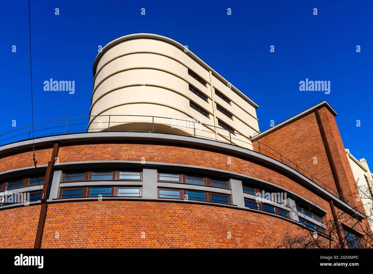 Red banner textile factory building hi-res stock photography and images ...